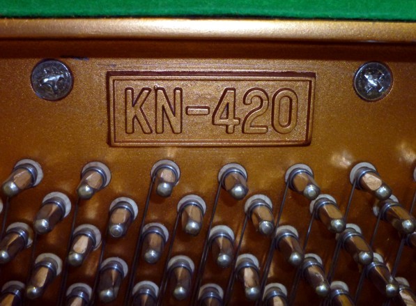 KNABE KN-420 43″ Console – NW Piano Gallery
